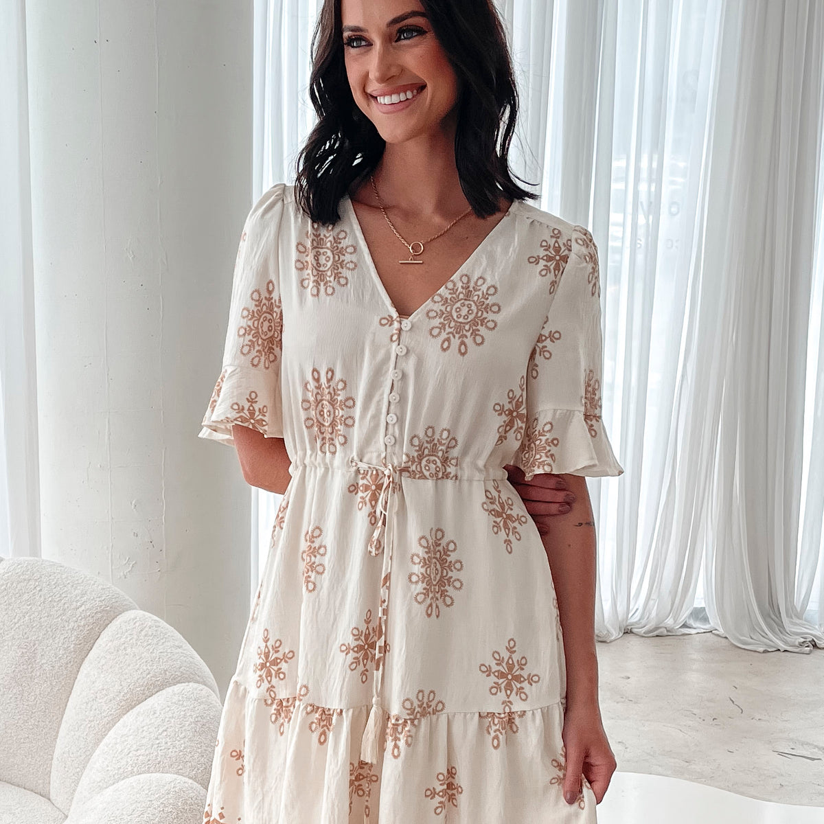 Esther & Co. Althara Dress - Cream Print – ESTHER & CO.